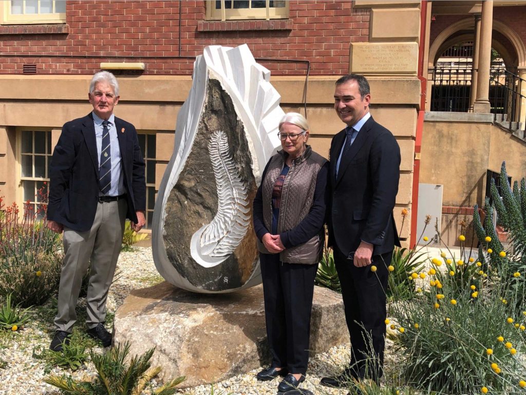 Spriggina Floundersi Statue Unveiled - Flinders Ranges Ediacara Foundation
